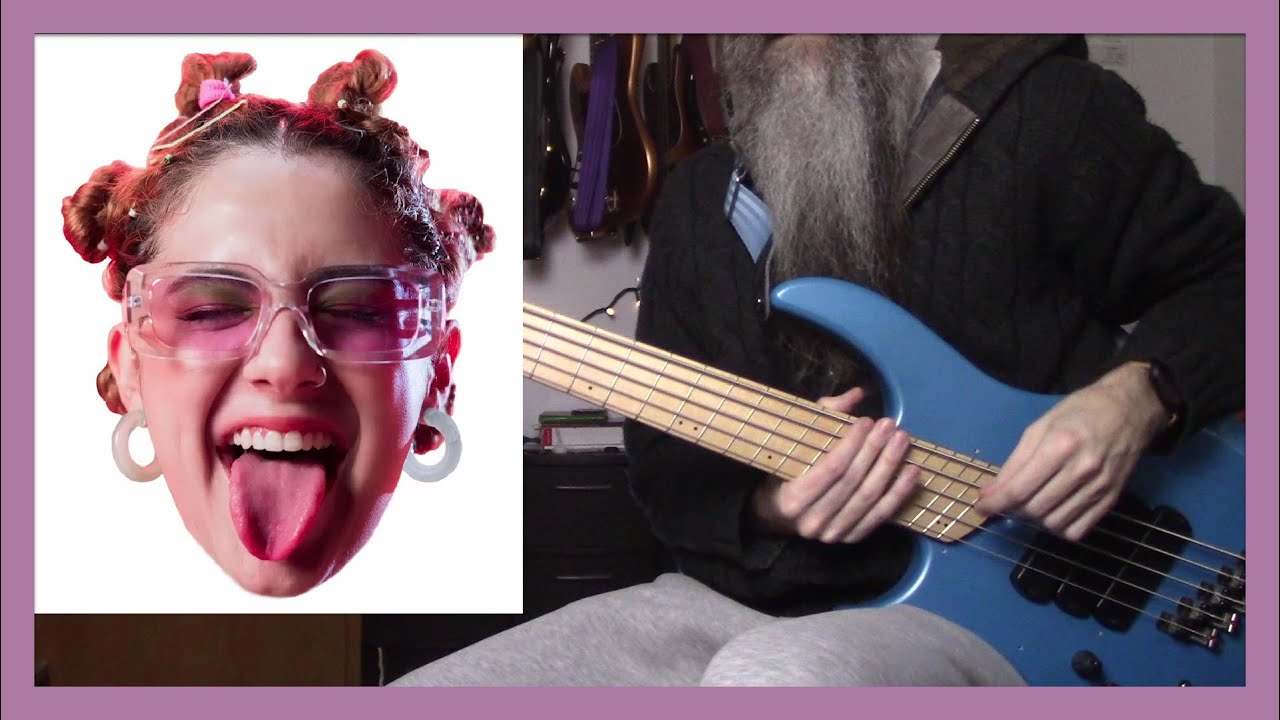 RENEE - Nunca Tristes (bass cover) - YouTube
