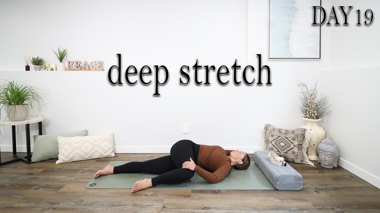 YOGA FOR FLEXIBILITY | Deep Stretch | Day19 - YouTube