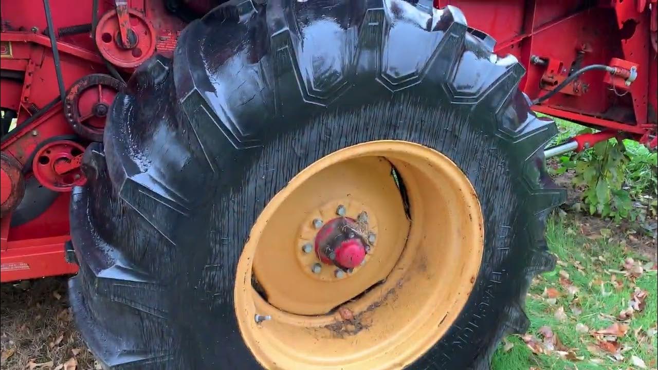 Massey Ferguson 510 Combine - YouTube