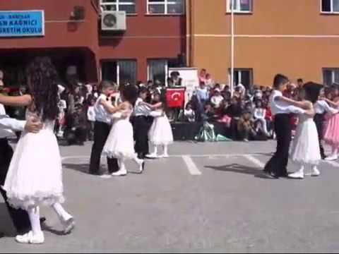 Hasan Kağnıcı İlköğretim Okulu 2 D Sınıfı 23 Nisan 2011 Tango Gösterileri