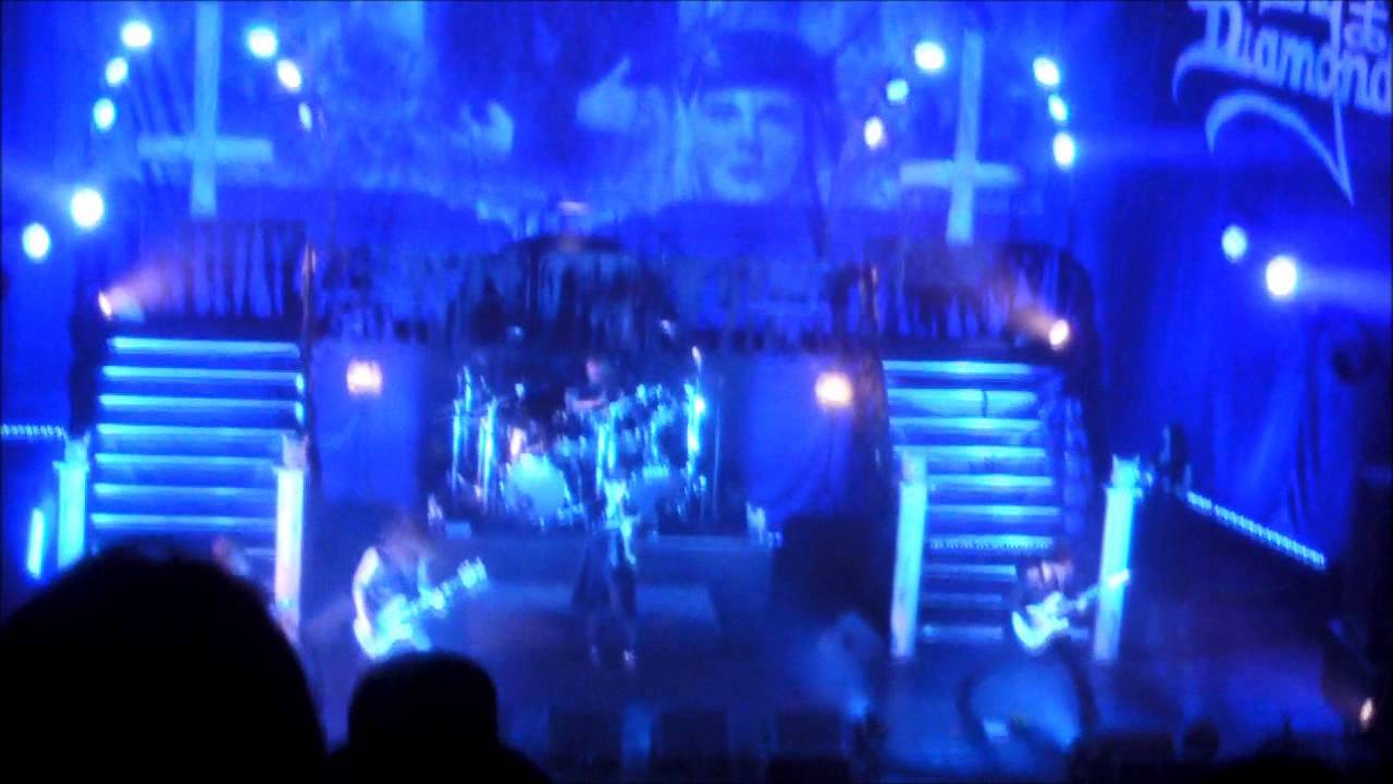 KING DIAMOND - Live in Los Angeles - Halloween - FULL SHOW - YouTube