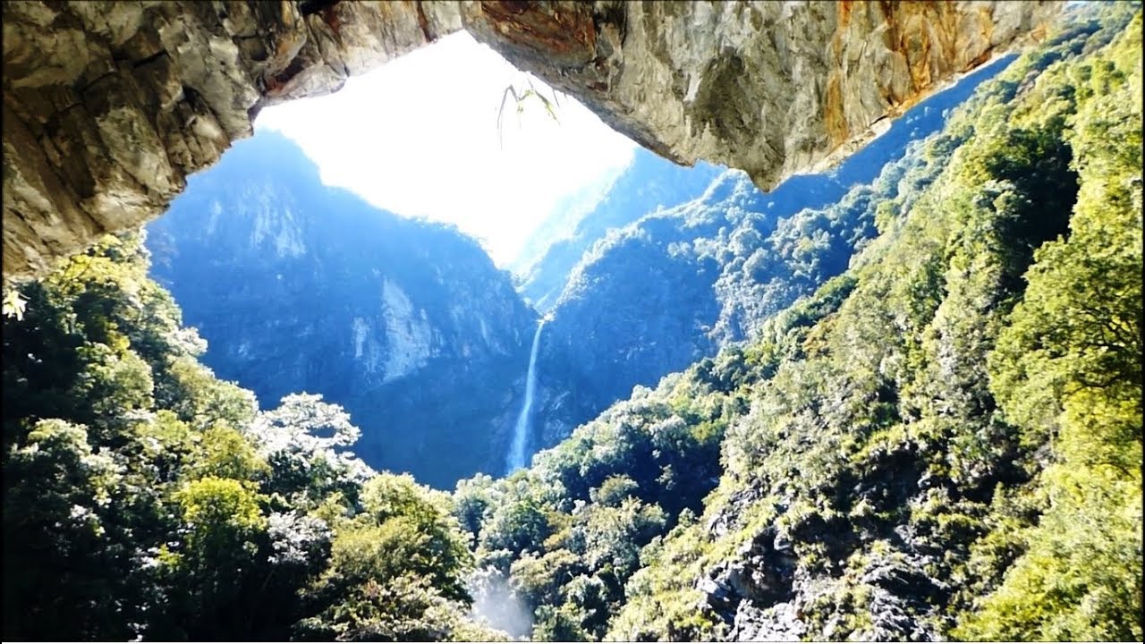 天祥 白楊步道 Baiyang Trail, Taroko National Park - YouTube