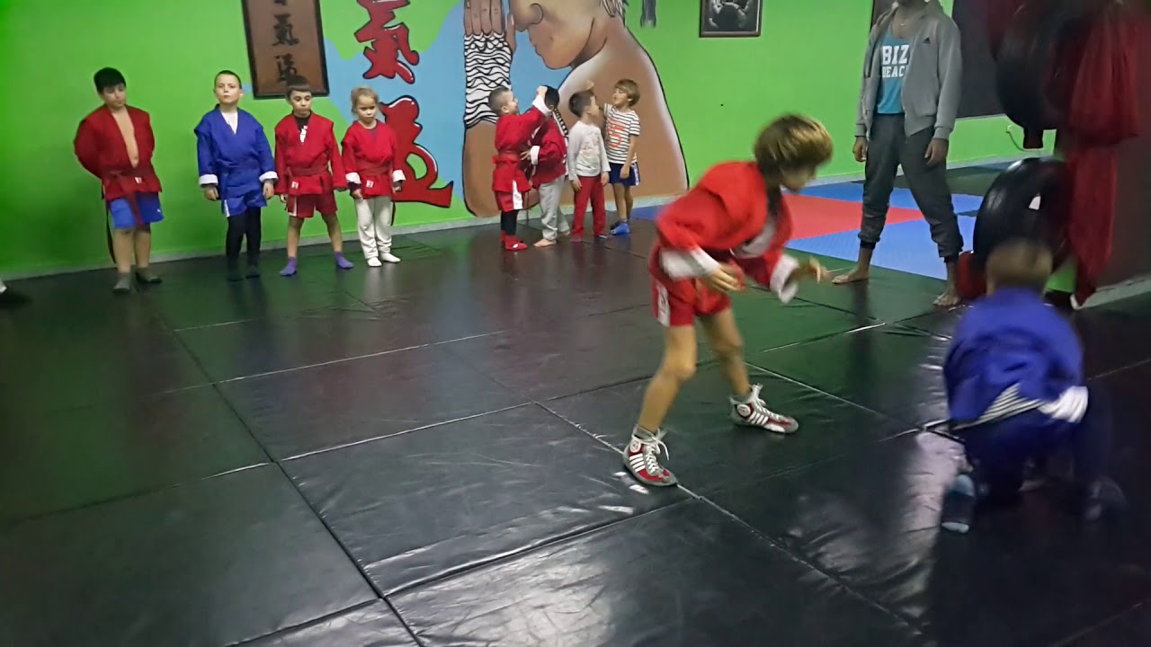 Runner sambo kids - YouTube