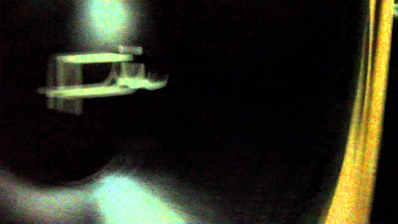 Slappin on the fi ib3 18" - YouTube