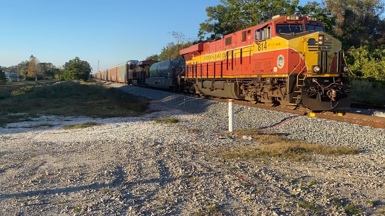 FEC TRAIN 105 @ 4:53 pm 1-17-23 - YouTube