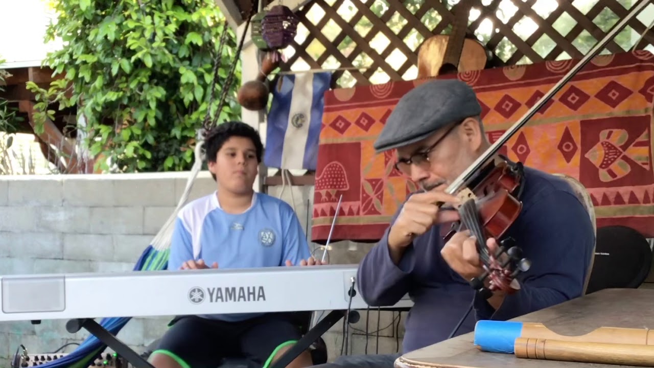 El Carbonero by Pancho Lara-Pablo and Milan Mendez - YouTube
