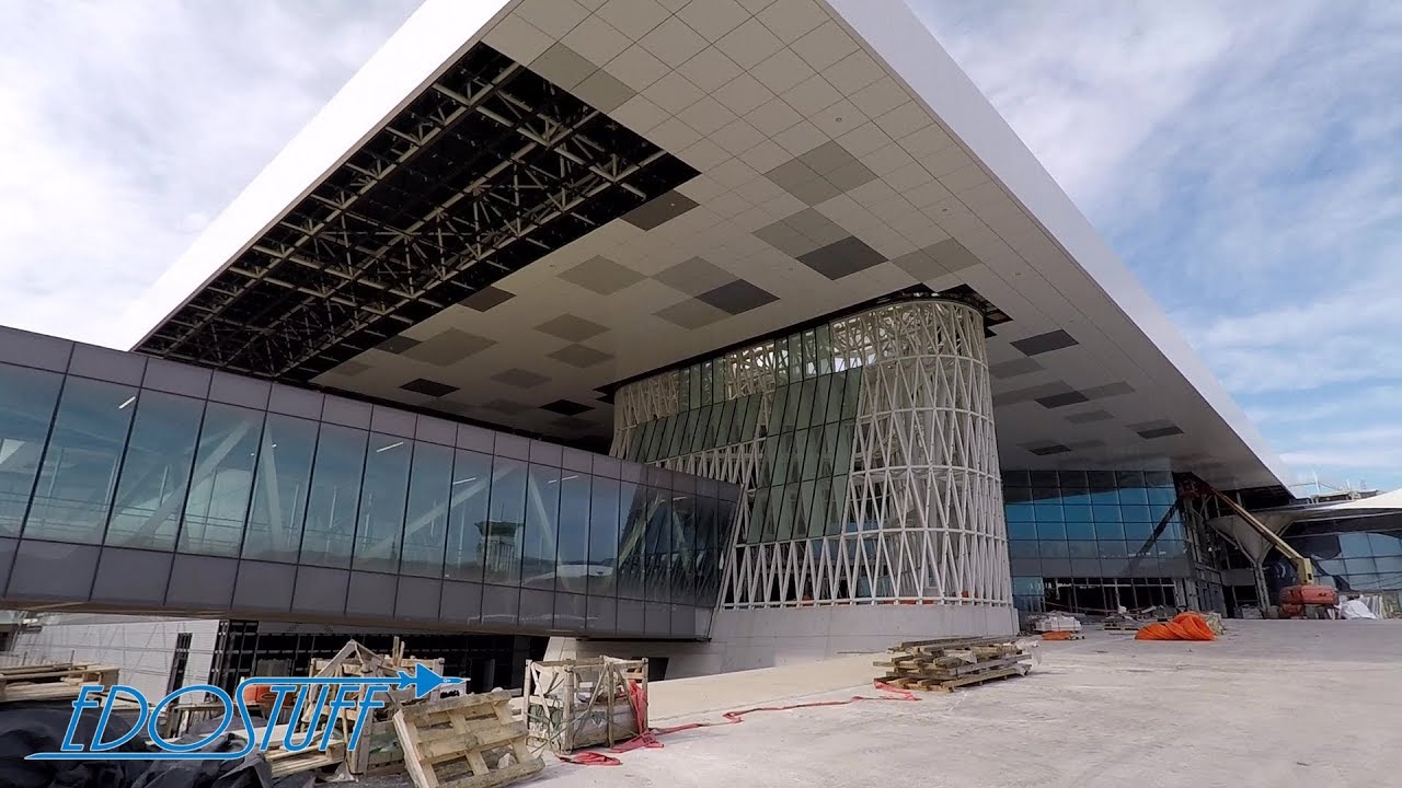 SPU Split Airport New Passenger Terminal Construction Site - YouTube