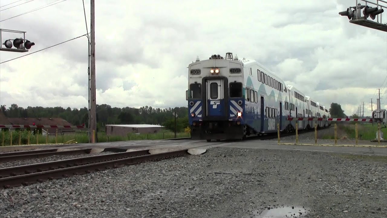 5-31-13 FIRST RUN of Amtrak Cascades Train 512 with Sounder Cars at ...