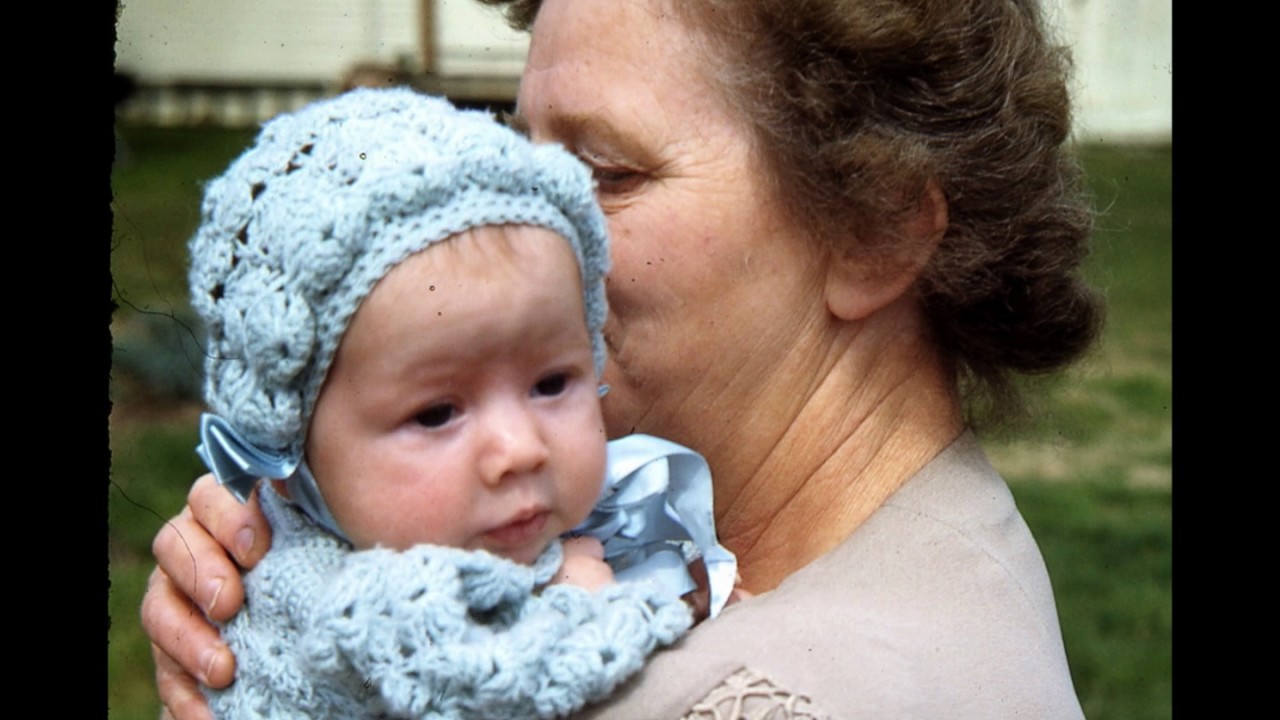 Bloom Family Photos 2 HD 1080p - YouTube