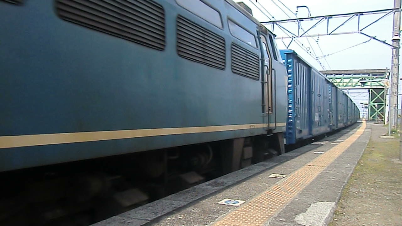 EF66-38＠ワム38000 - YouTube