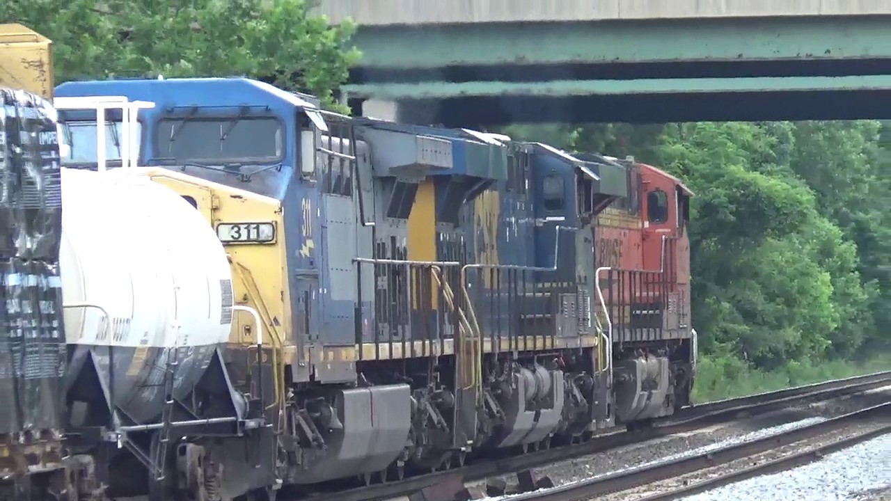 #1189 CSX Q388 Trash/Mix Freight train with BNSF leader. - YouTube