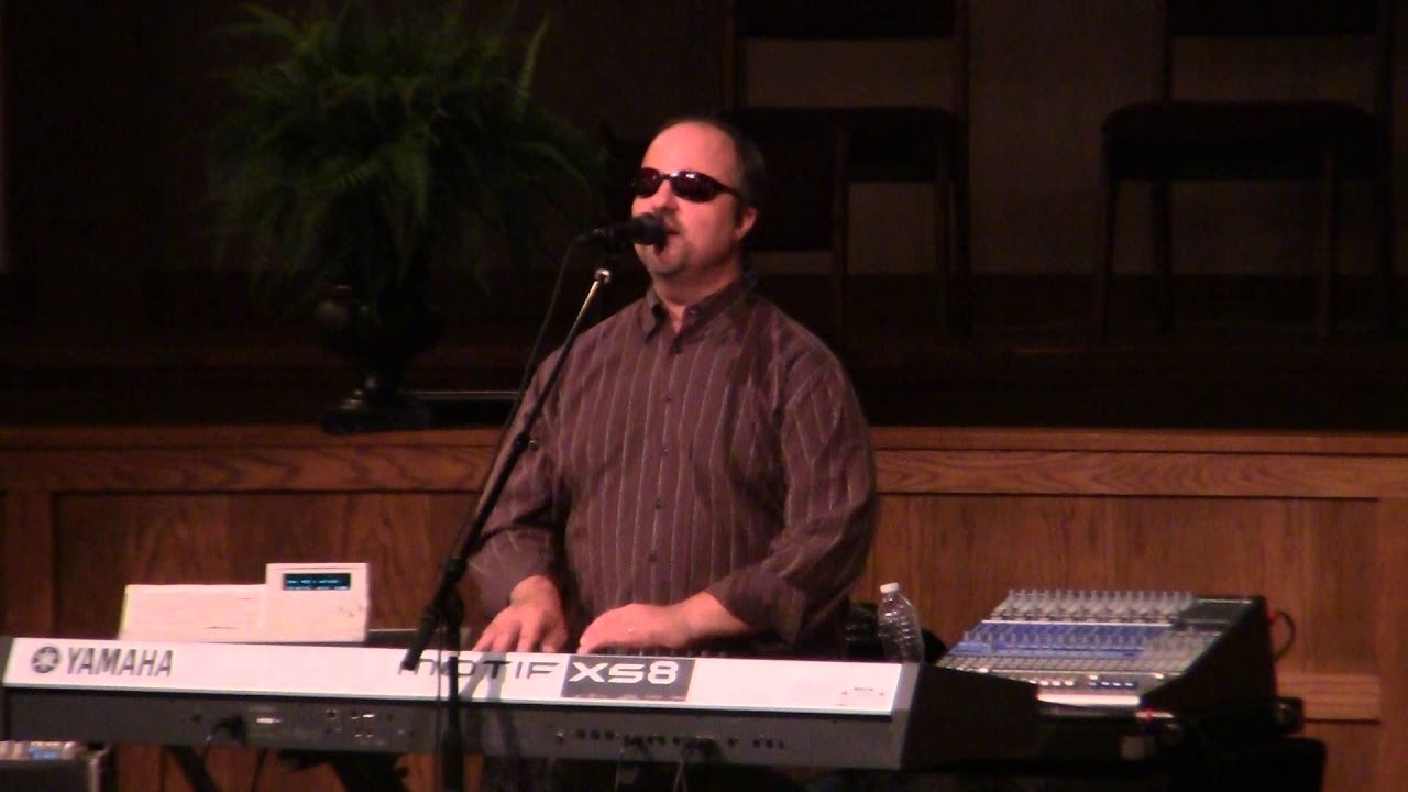 Gordon Mote sings Wake Up Dancin' - YouTube