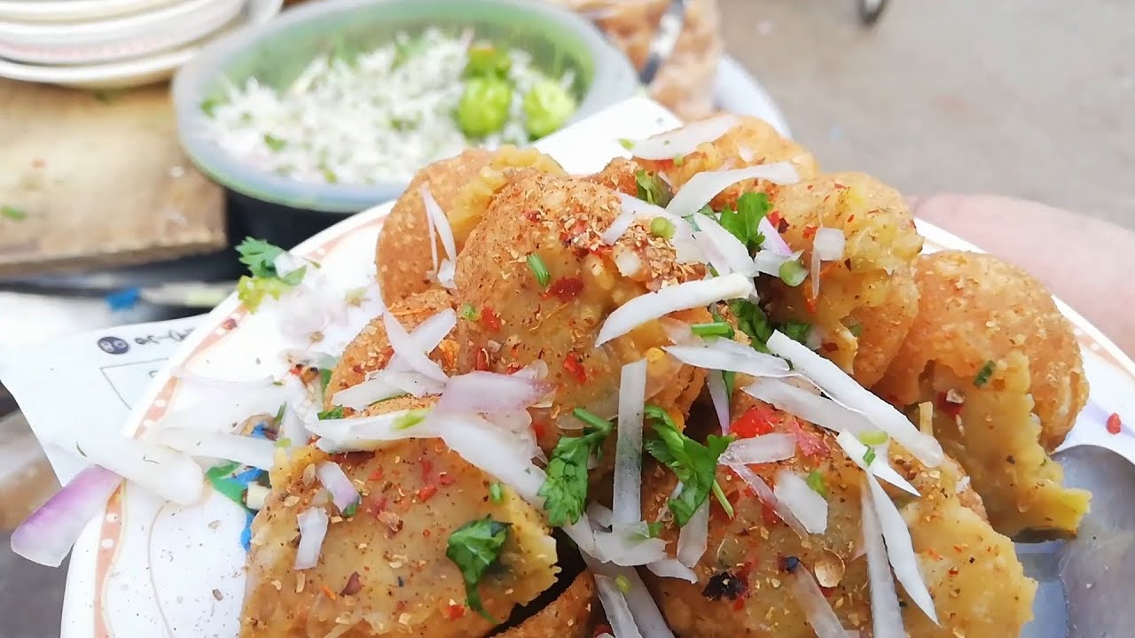 Iftar with Fuska | Ramadan Fuska Street Food Ifter Food Items - YouTube