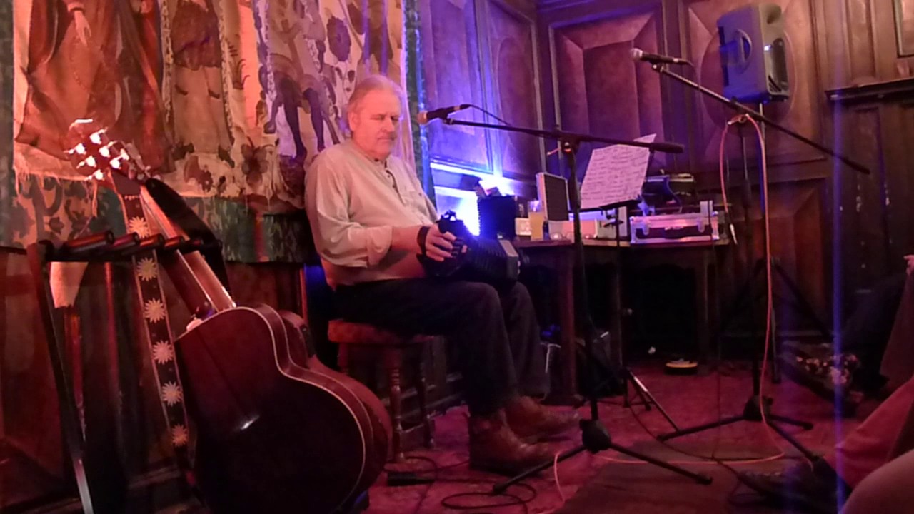Geoff Lakeman - YouTube