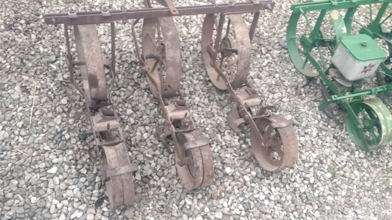 300a seeders for planet jr B series tractors - YouTube