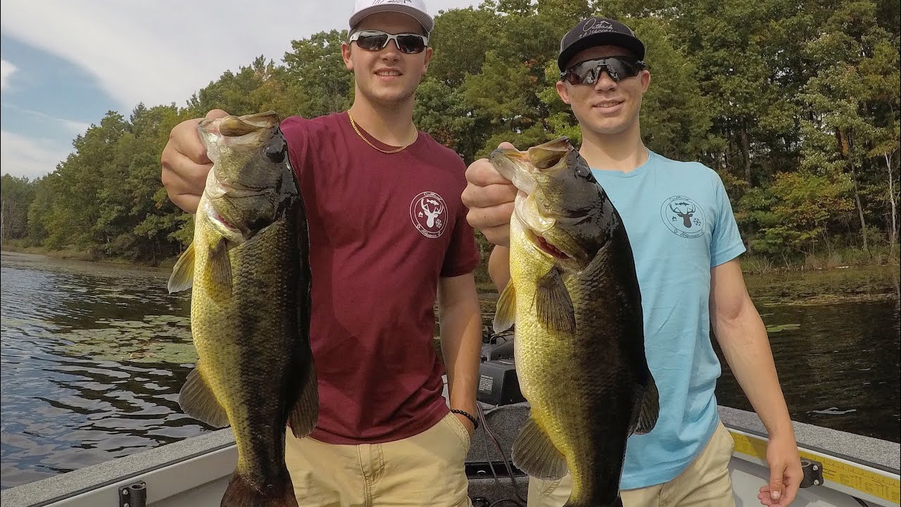 Early FALL FROG Fishing - YouTube