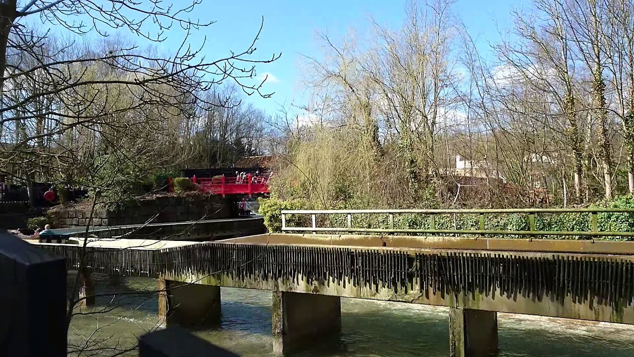 Dragon Falls Log Flume Water Ride At Chessington World Of Adventure ...