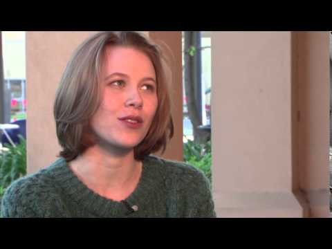 ANZAC Girls: Anna McGahan plays Olive Haynes - YouTube