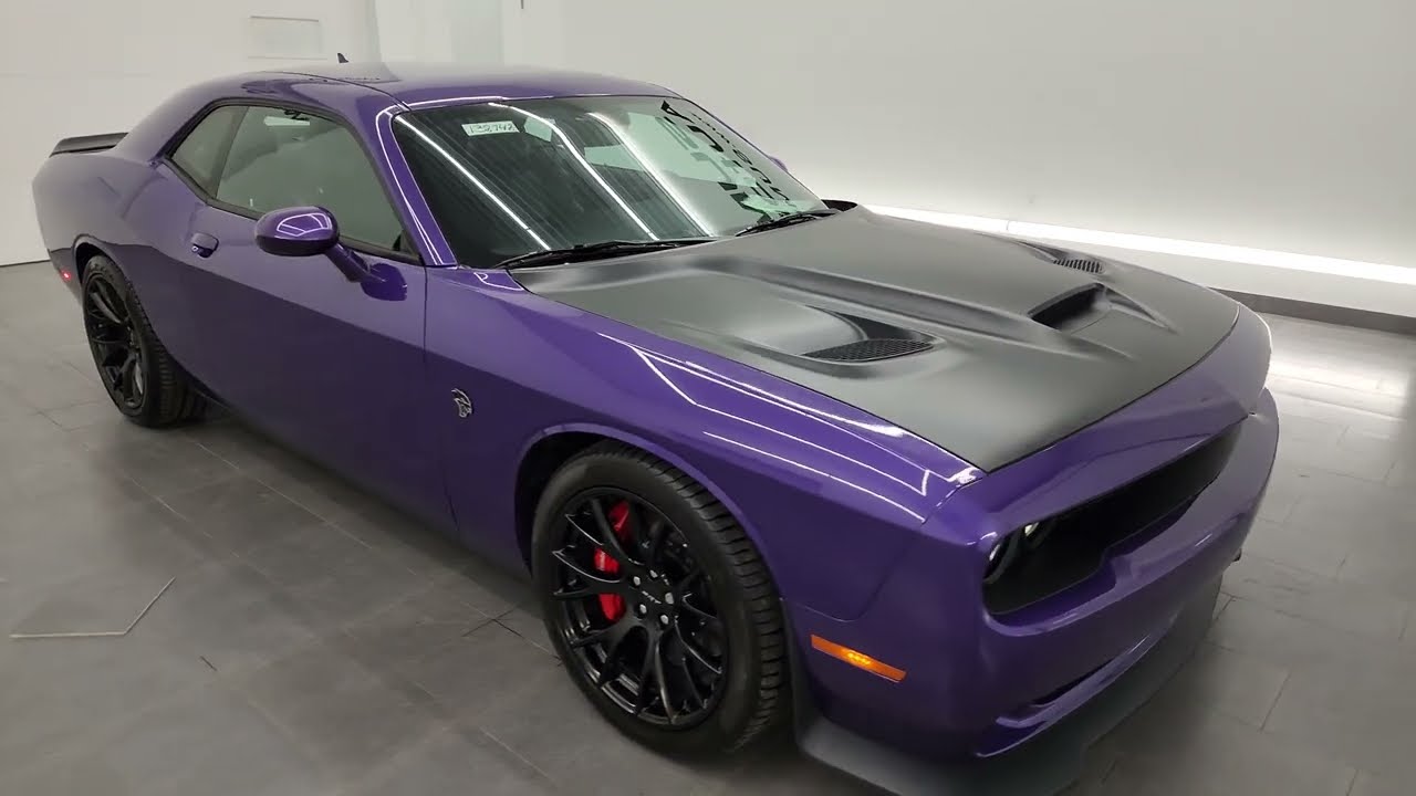 Dodge Challenger 2022 Purple