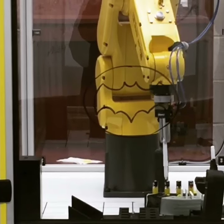 FANUC Robotics Programming training final project Batman tribute. - YouTube