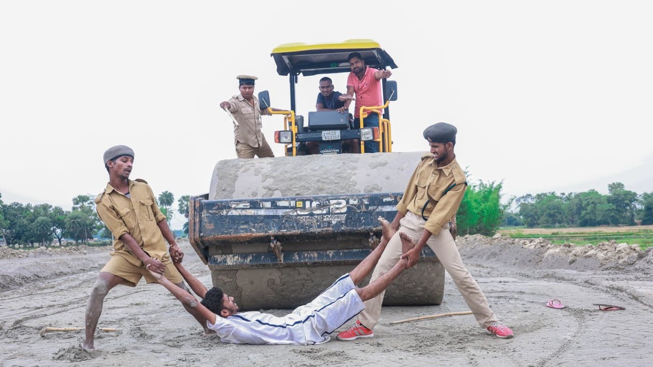 Police v/s Kaidi || New Special Funny Comedy Video 2024 😎😂 || Arvind ...