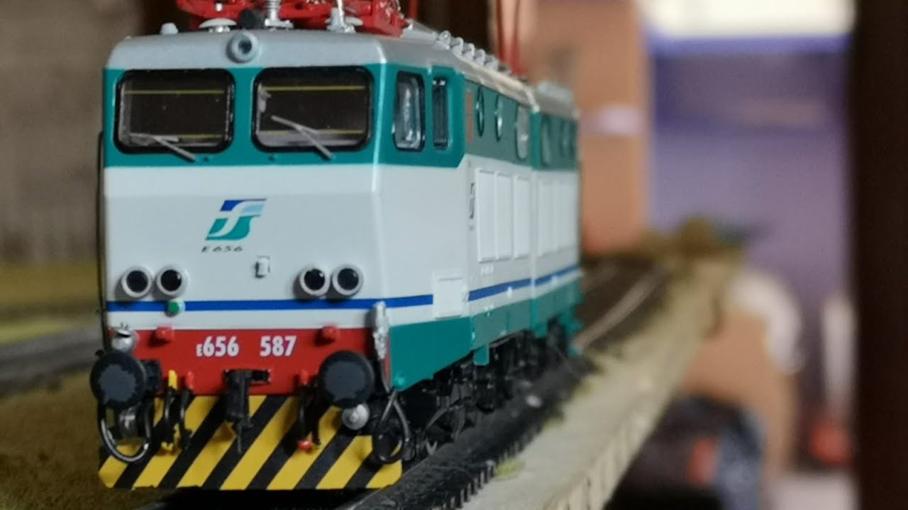 E656 587 ACME Foto al modellino . Parte 2 - YouTube