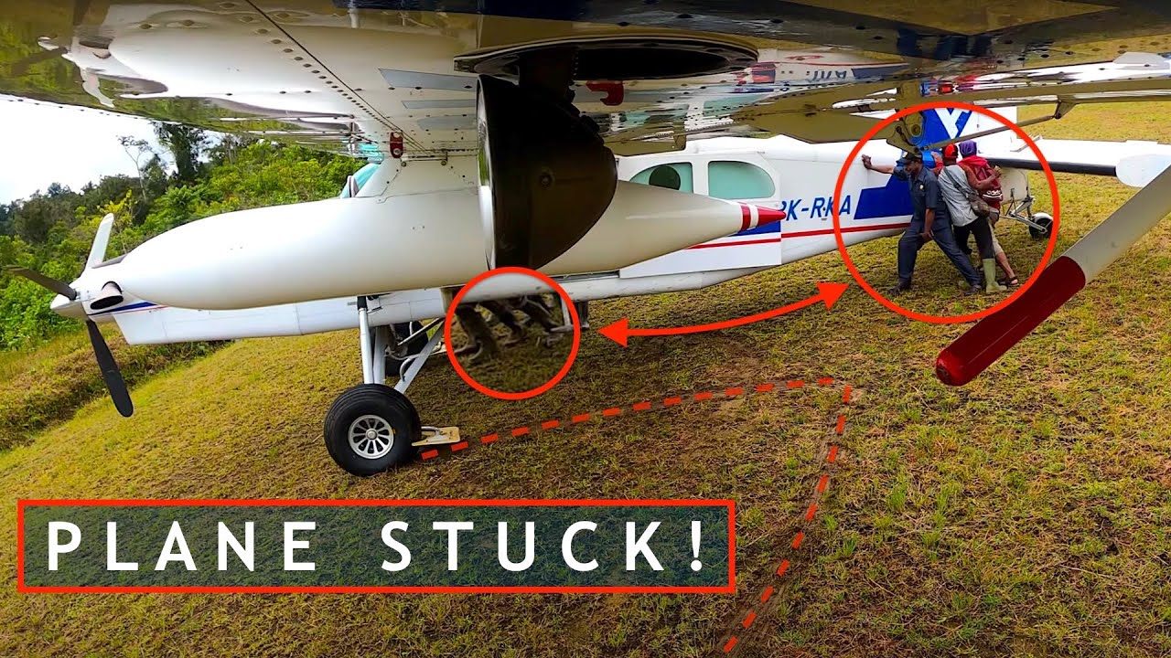 This Pilatus Porter GOT STUCK! (Help!) - YouTube