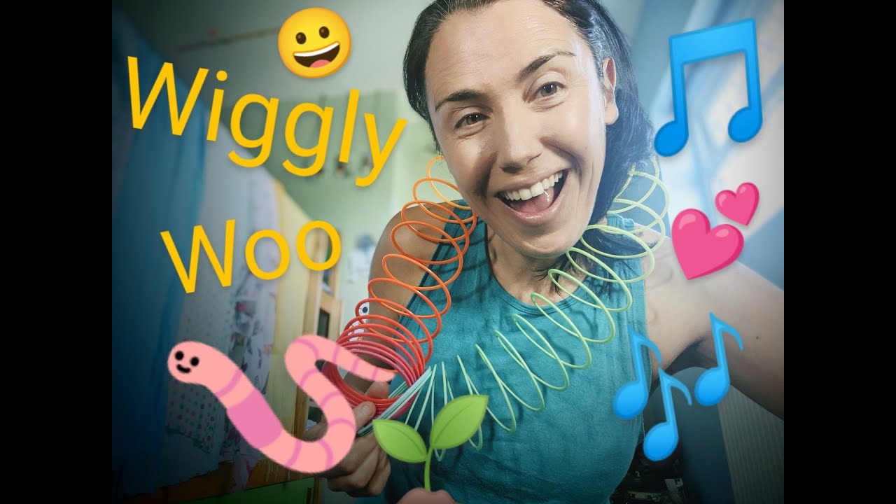 Wiggly Woo Worm Song with Becky Bops 😆🎶 There's a worm at the bottom of ...