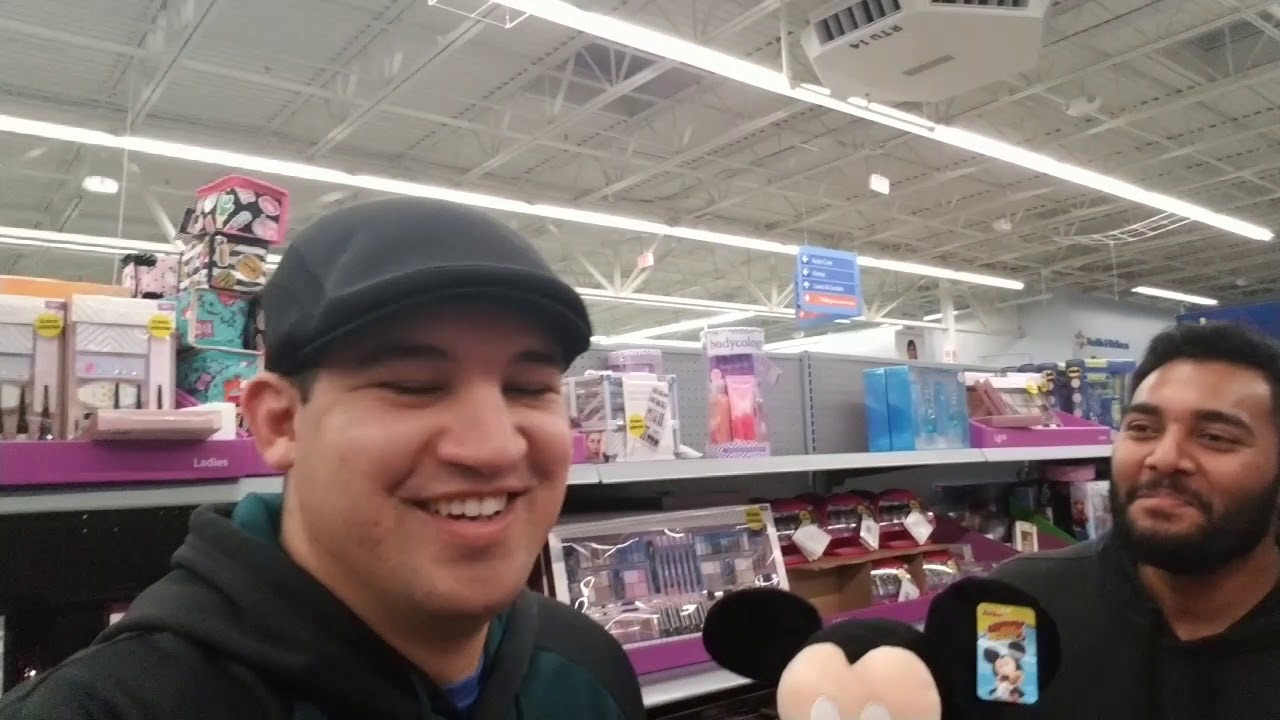 Wal-Mart comedy!!! - YouTube