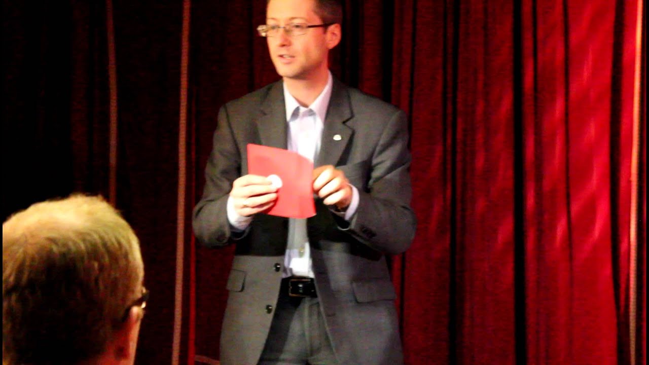 Chris Wardle performing at the London Society of Magicians 'Fool Us ...