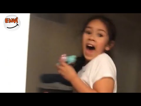 Aralık Top 20 En Komik Korkak Çocuk Videoları 👶 Komik Bebekler 2018 #envi