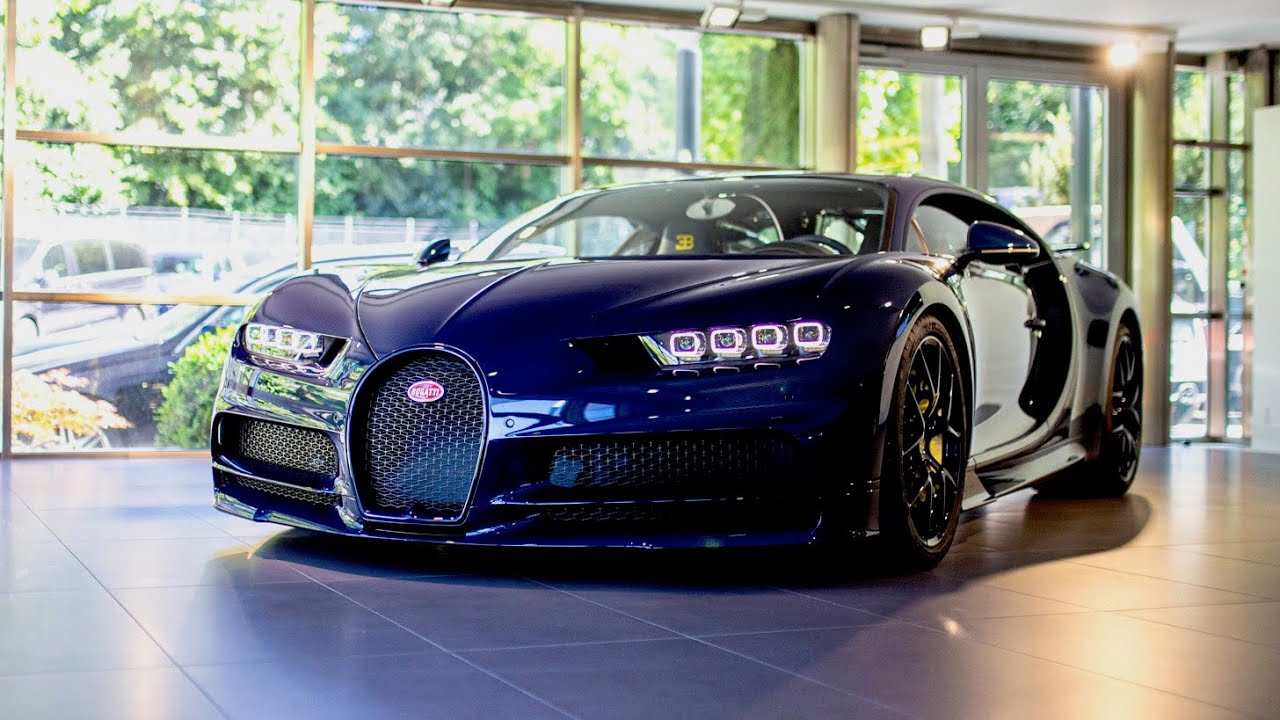 Blue carbon exposed for this BUGATTI CHIRON SPORT - YouTube