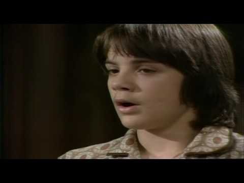 Sapphire and Steel - Series 1 Ep 1 - YouTube