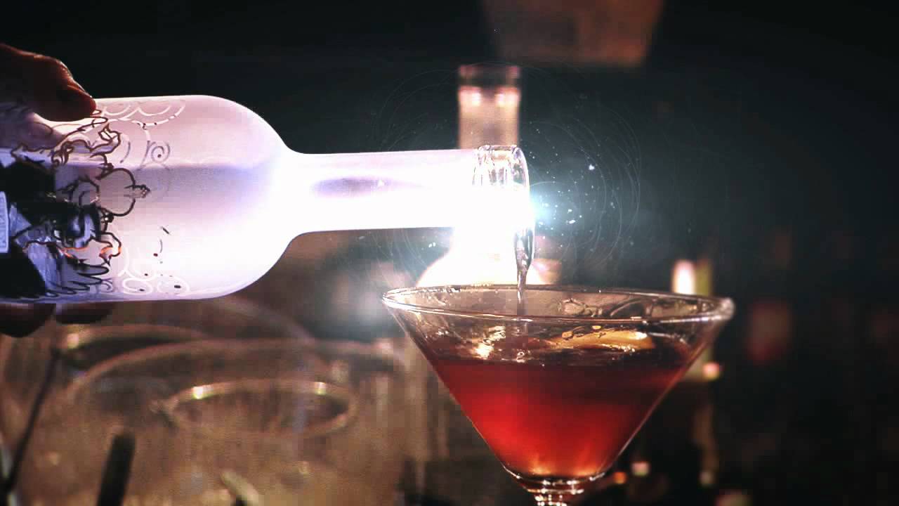 NEW KING PETER VODKA bottle lights, when pooring!!! - YouTube