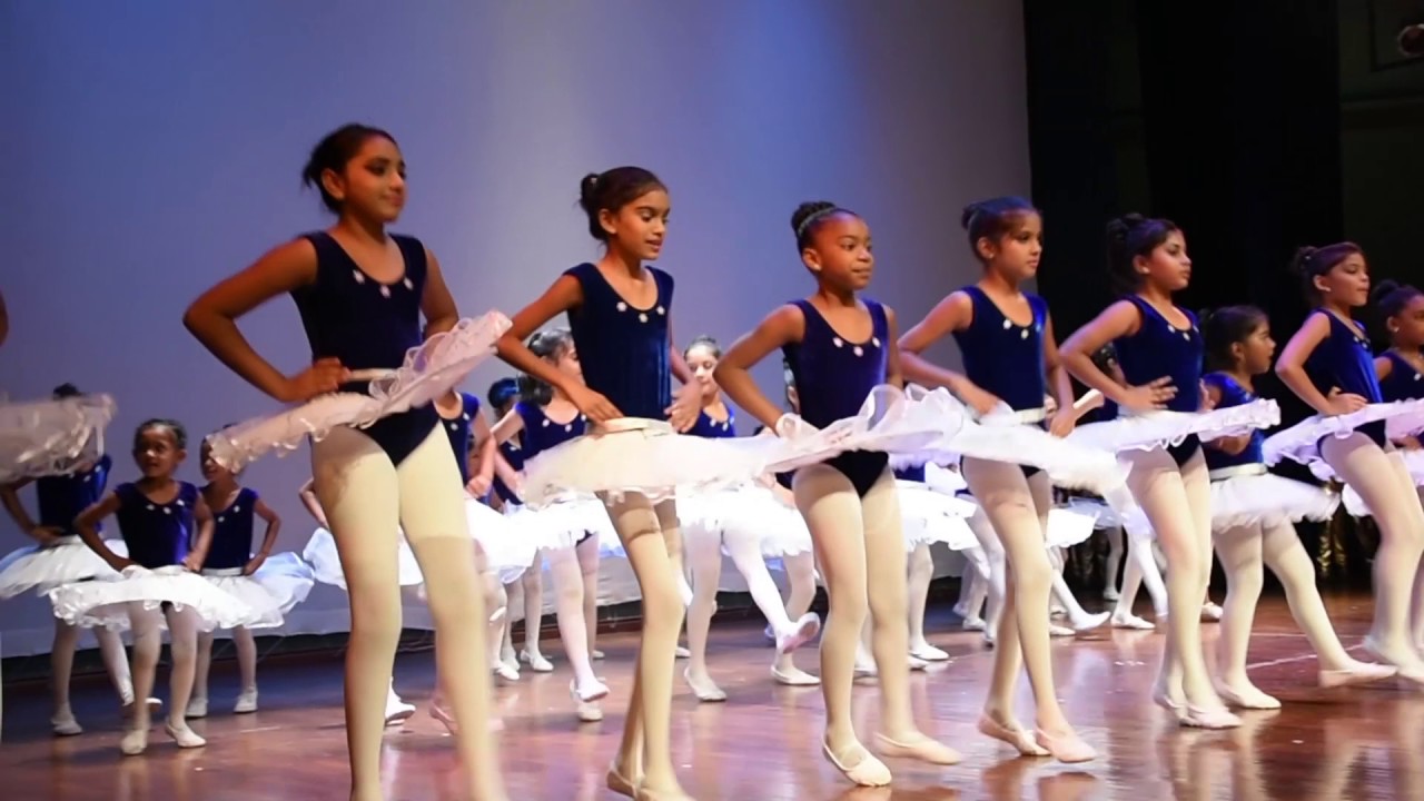 FROZEN INTRODUCTION BALLET DANCE BY SAS DANCE COMPANY KIDS - YouTube