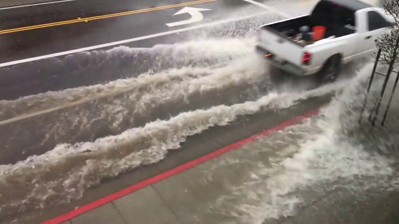 Long Beach, California Flooding 1/22/17 - YouTube