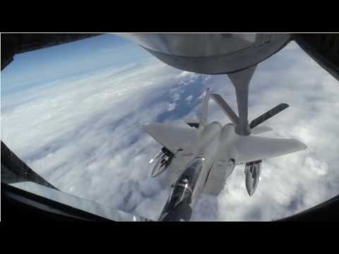 Fuel Refilling of fighter planes in air #### - YouTube