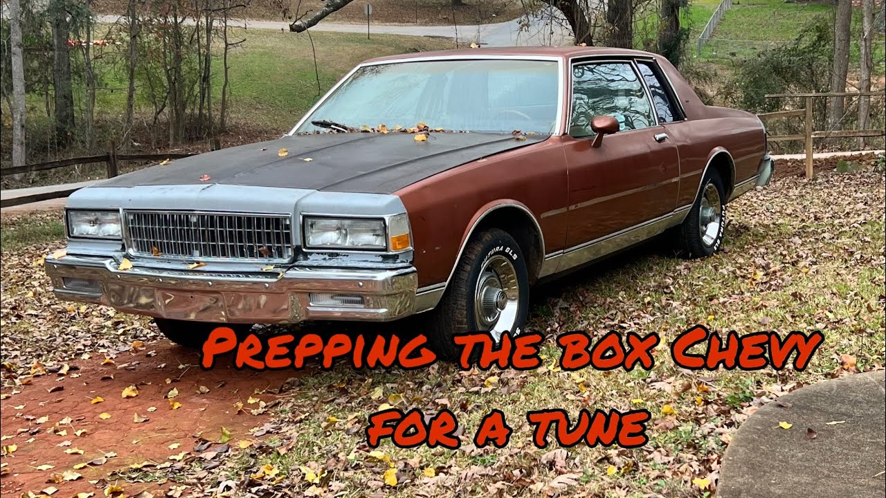 Prepping the Box Chevy for a tune - YouTube