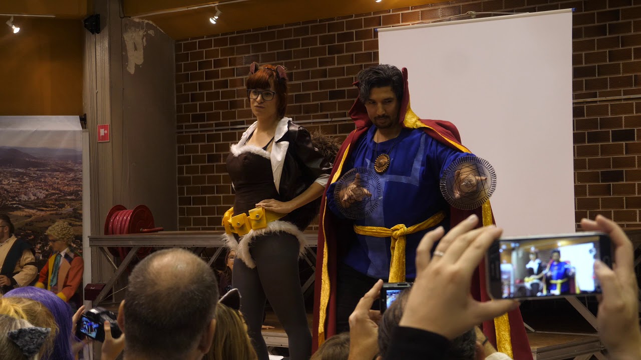 FantastikCon 2017 - Défilé Cosplay - La Garde - YouTube