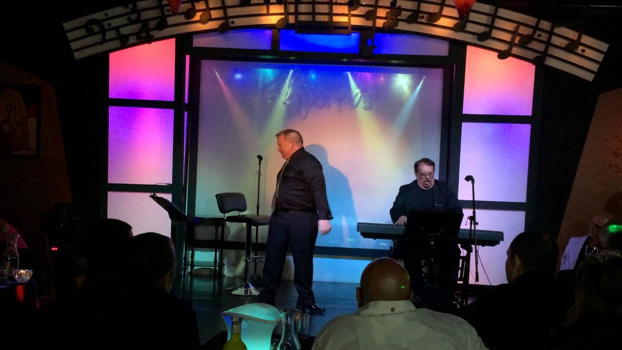 Manny Salvador en Alfaro's " Alivio " 05-30-14. - YouTube