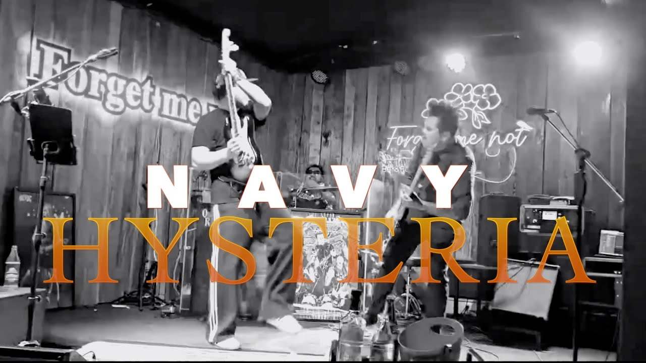 Hysteria - Muse [ N A V Y Live in Forget me not Bar& restaurant ...