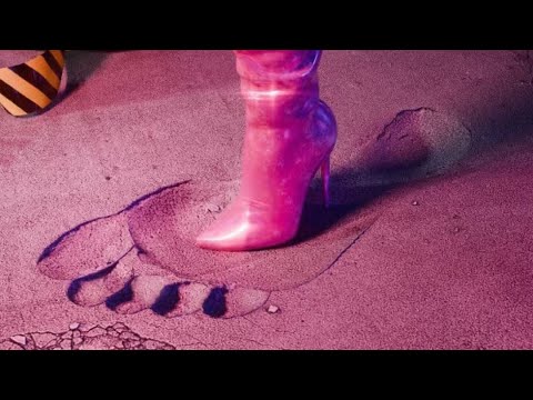 NICKI MINAJ BIG FOOT TUPAC HIT EM UP REMIX - YouTube