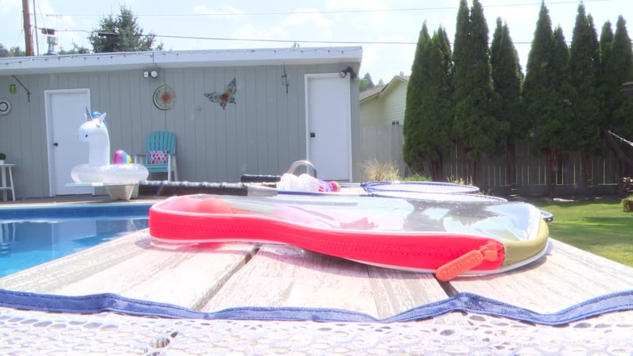 Local family sets their pool up on Swimply - YouTube