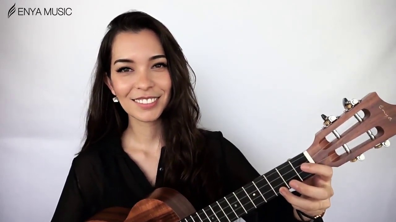 Ukulele Tutorial 3 - How to Tune Your Ukulele - YouTube