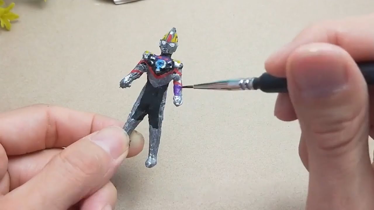 Using Ultraman Gold Card to Make a Mini Figure 🔥 | Ultraman Figure DIY ...