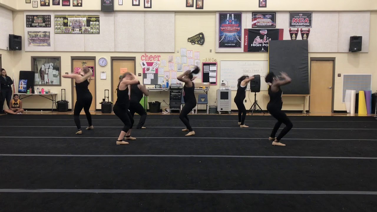 Blackout Pep Rally Dance - YouTube
