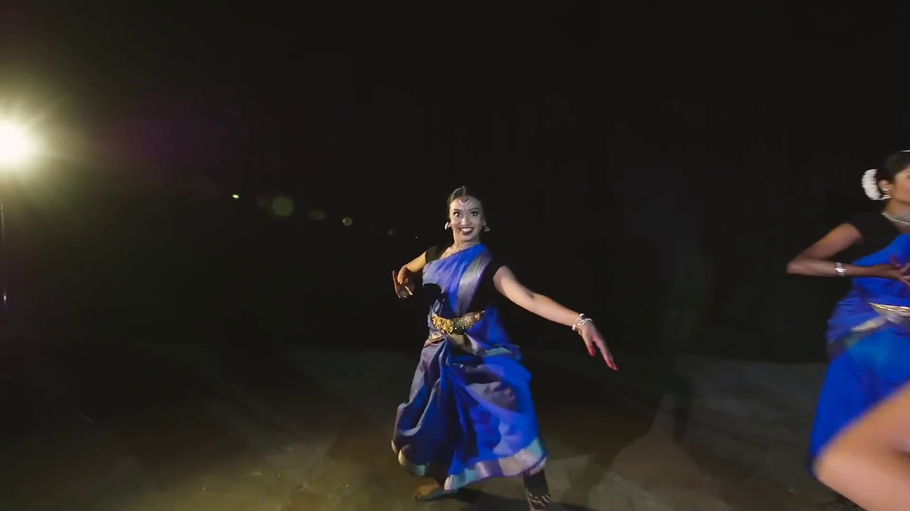 Baratha English dance - YouTube