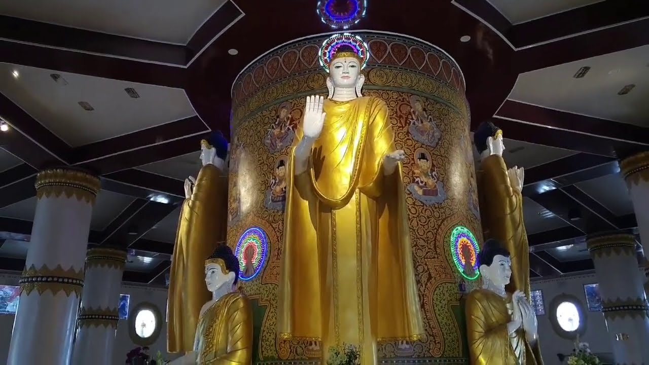 Heho "Lay Thar Taung" Pagoda - YouTube