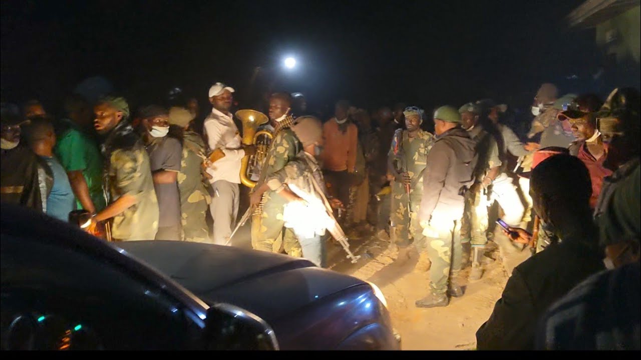 GENERALE YAKUTUMBA AFIKA BARAKA TAZAMA ALIVYO POKELEWA KAMA RAISI WATU ...