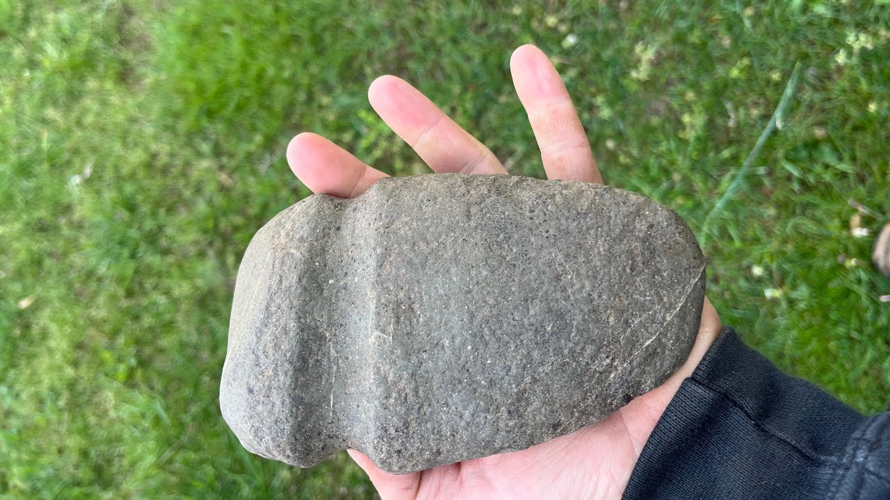 Full Groove Axe Found in Kentucky. Plowed River bottom ground - YouTube